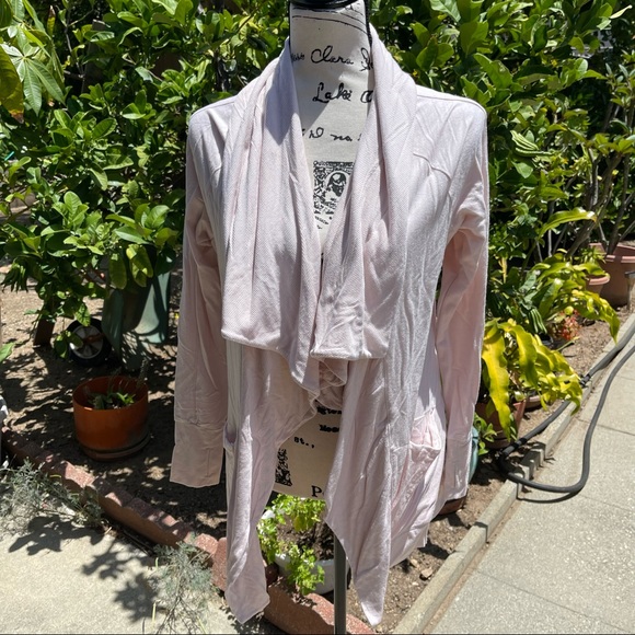 POPFLEX | Tops | Like New Popflex Active Wrap | Poshmark